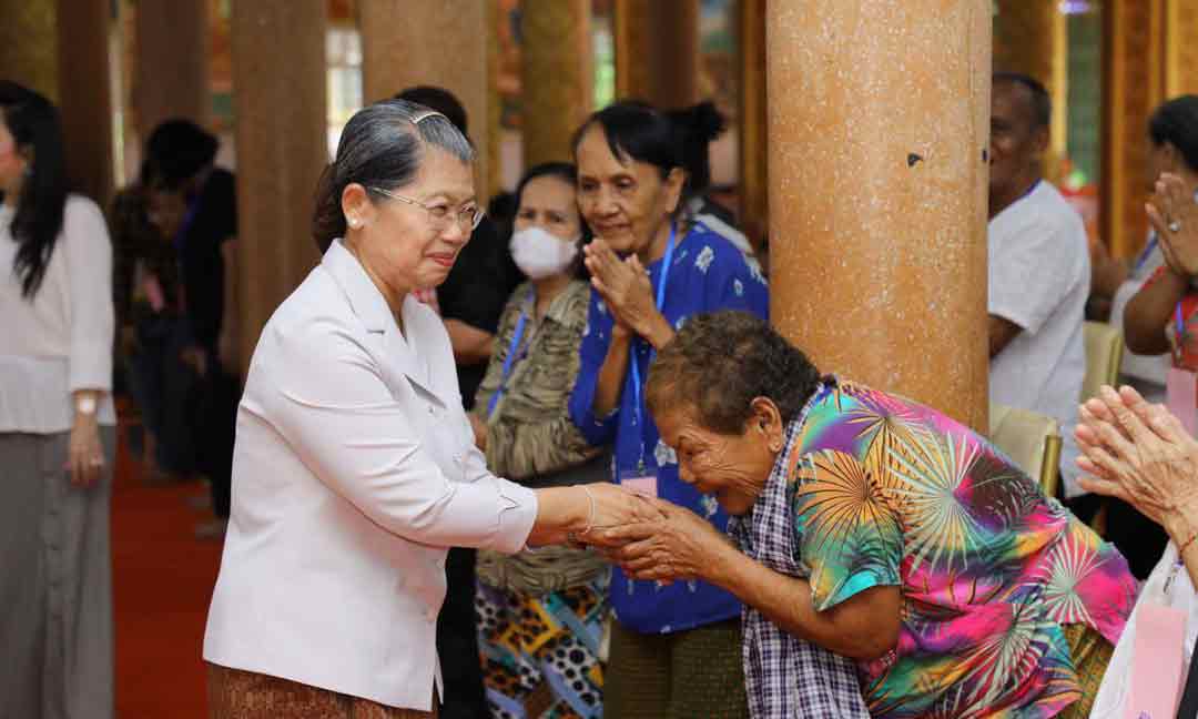 សម្តេច ម៉ែន សំអន ៖ បើគ្មានការរីកចម្រើនវិស័យអាណាចក្រនោះទេ ...