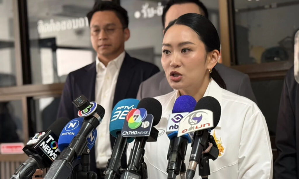 សម្ដីនៅតែឈ្លើយ ផែថងថាន ឆ្លើយទាំងអំនួតថា យោធាថៃមានភាពចាស់ទុំគ្រប់គ្រាន់